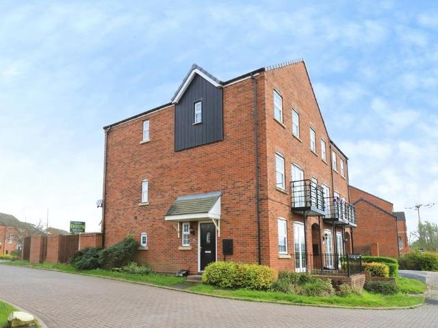 4 bedroom townhouse for sale