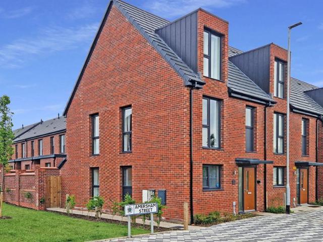 4 bedroom townhouse for sale