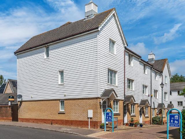 4 bedroom townhouse for sale