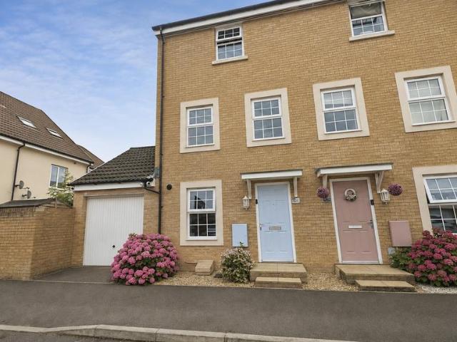 4 bedroom townhouse for sale