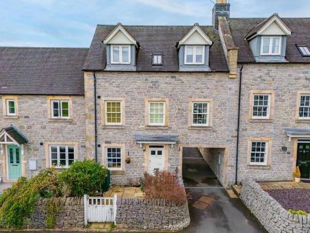 4 bedroom townhouse for sale