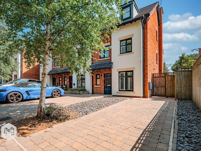 4 bedroom townhouse for sale