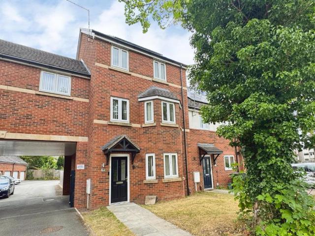 4 bedroom townhouse for sale