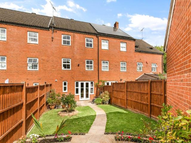 4 bedroom townhouse for sale