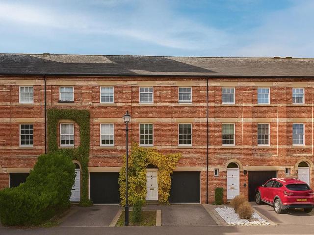 4 bedroom townhouse for sale