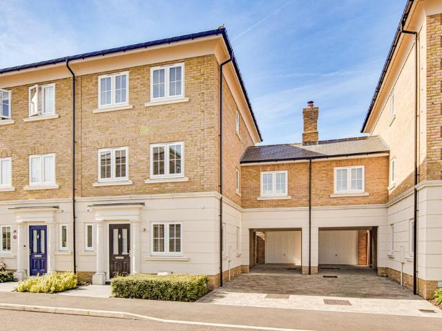 4 bedroom townhouse for sale