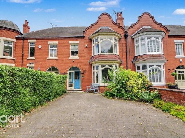 4 bedroom townhouse for sale