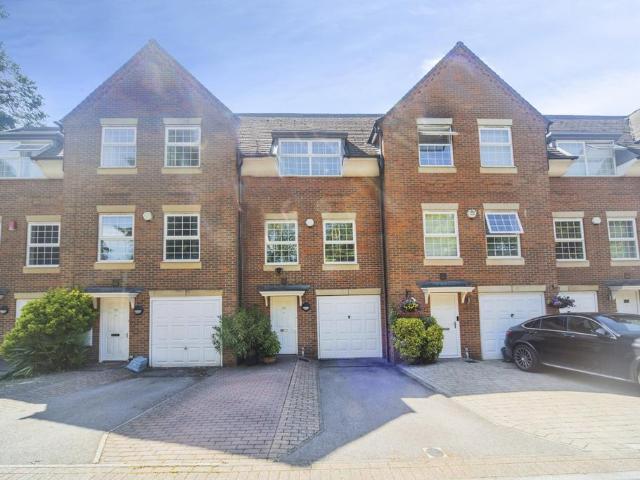 4 bedroom townhouse for sale