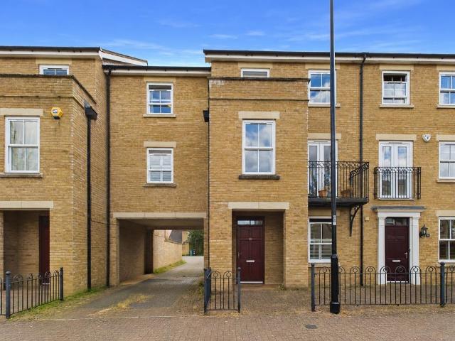 4 bedroom townhouse for sale