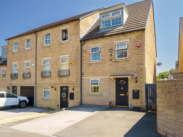4 bedroom townhouse for sale