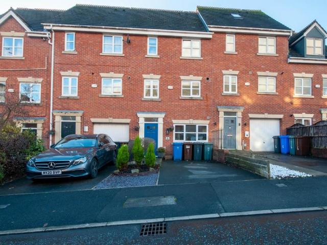 4 bedroom townhouse for sale
