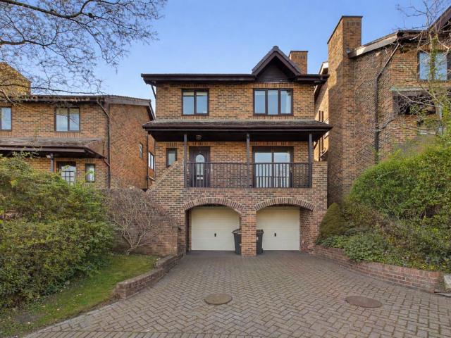 4 bedroom townhouse for sale