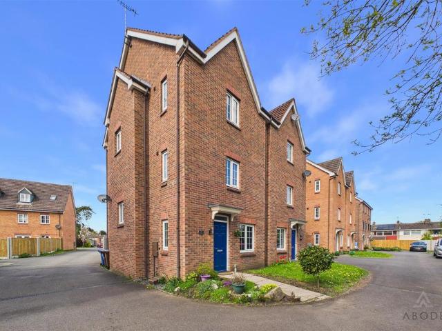 4 bedroom townhouse for sale