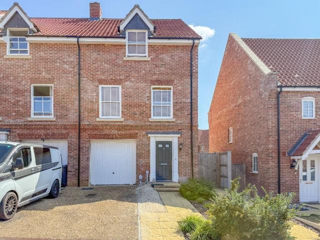 4 bedroom townhouse for sale