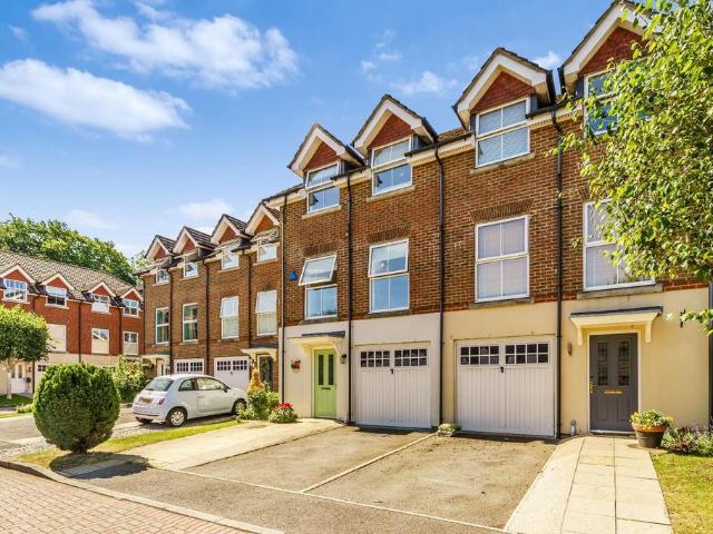 4 bedroom townhouse for sale