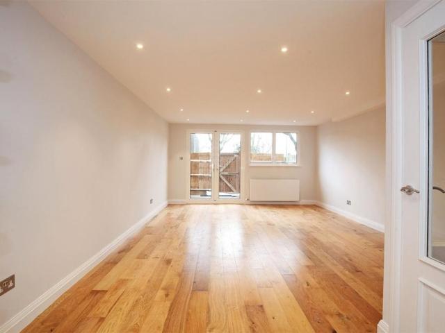 4 bedroom townhouse for sale