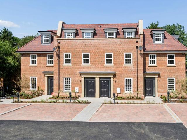 4 bedroom townhouse for sale