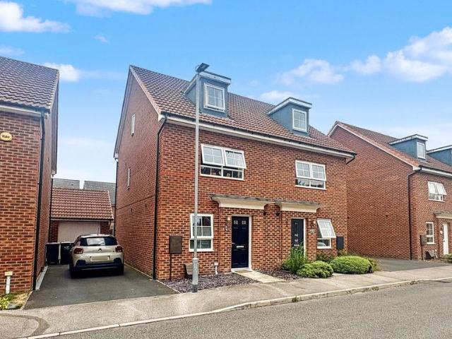 4 bedroom townhouse for sale