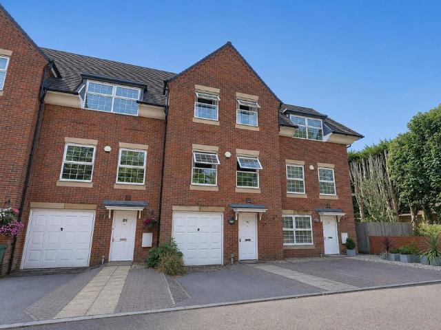 4 bedroom townhouse for sale