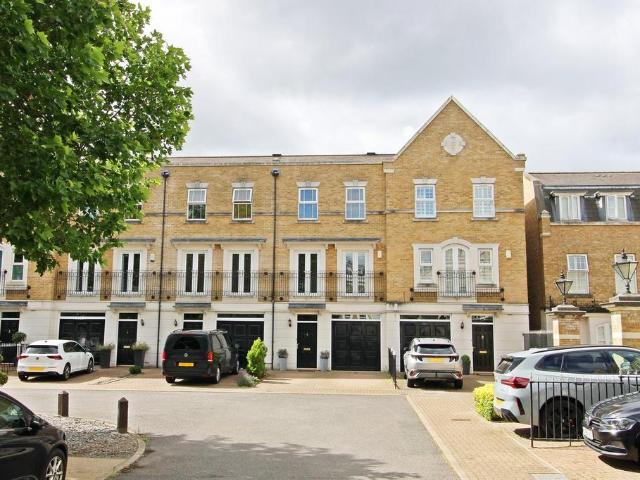 4 bedroom townhouse for sale