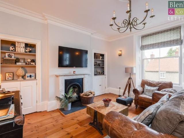 4 bedroom townhouse to rent