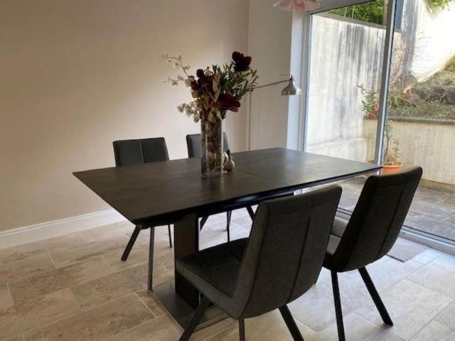 4 bedroom townhouse to rent
