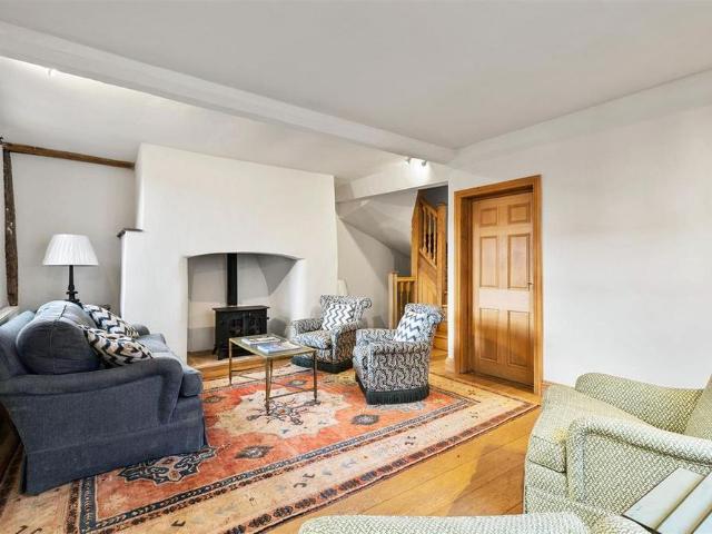 4 bedroom townhouse to rent