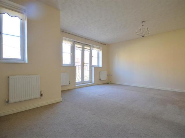 4 bedroom townhouse to rent