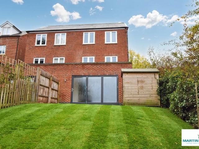 4 bedroom townhouse to rent