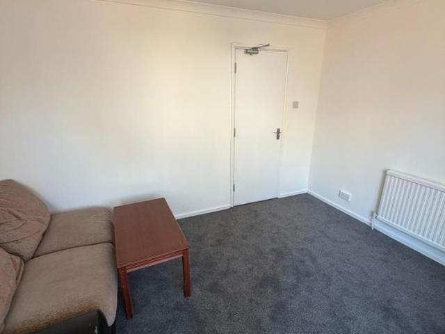 4 bedroom townhouse to rent