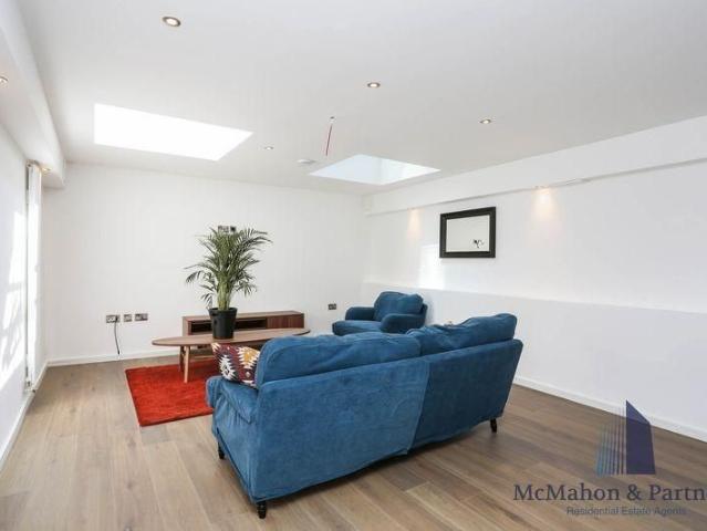 4 bedroom townhouse to rent