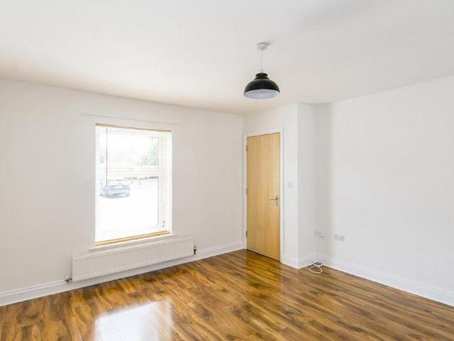4 bedroom townhouse to rent
