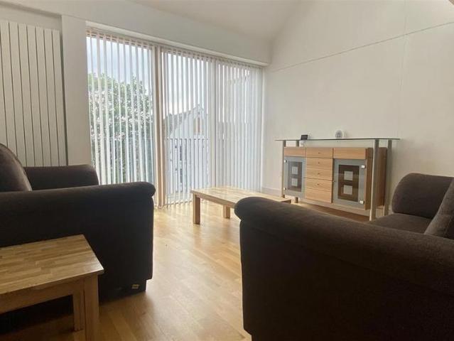 4 bedroom townhouse to rent