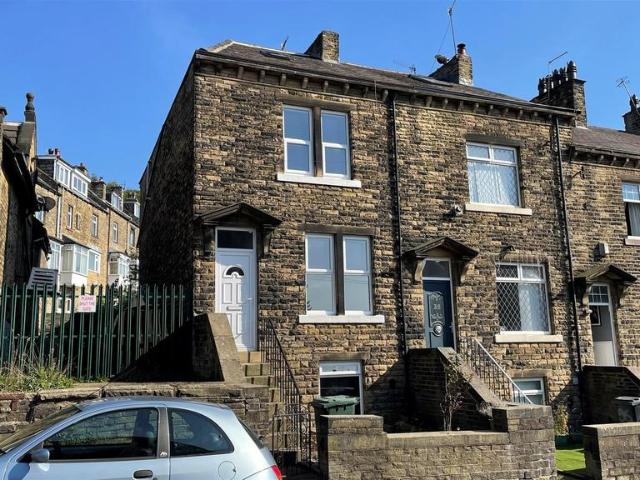 4 bedroom townhouse to rent