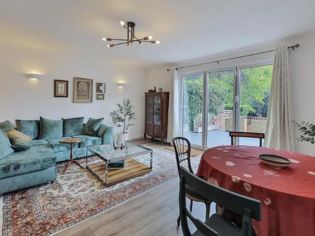 4 bedroom townhouse to rent