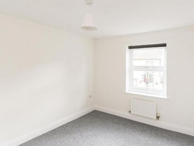 4 bedroom townhouse to rent