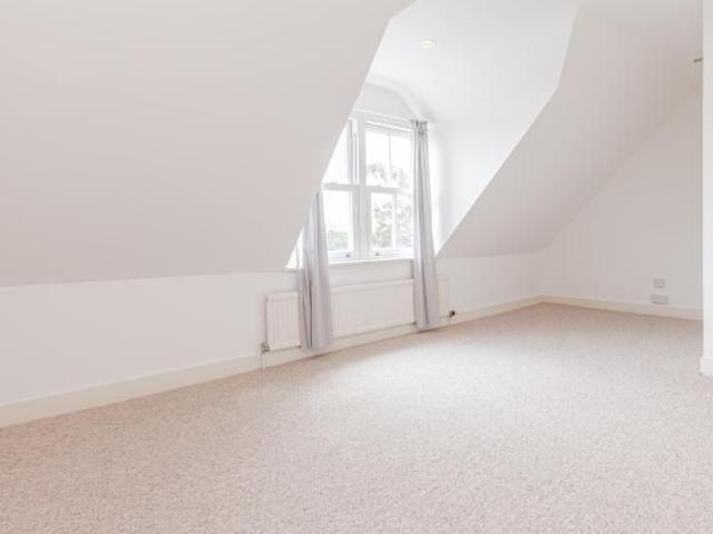 4 bedroom townhouse to rent