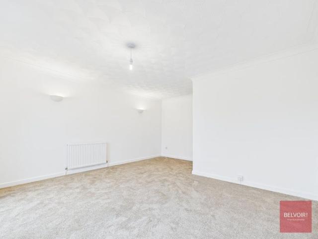 4 bedroom townhouse to rent