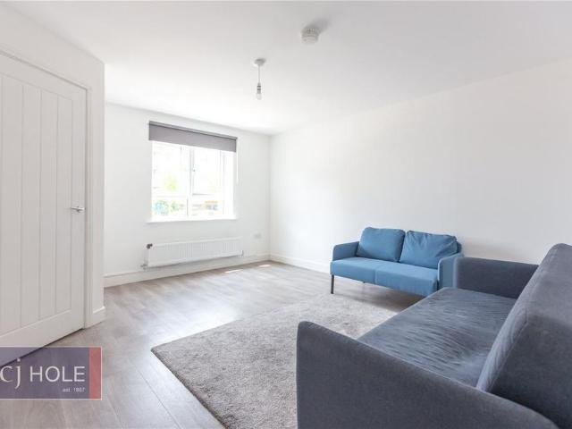4 bedroom townhouse to rent