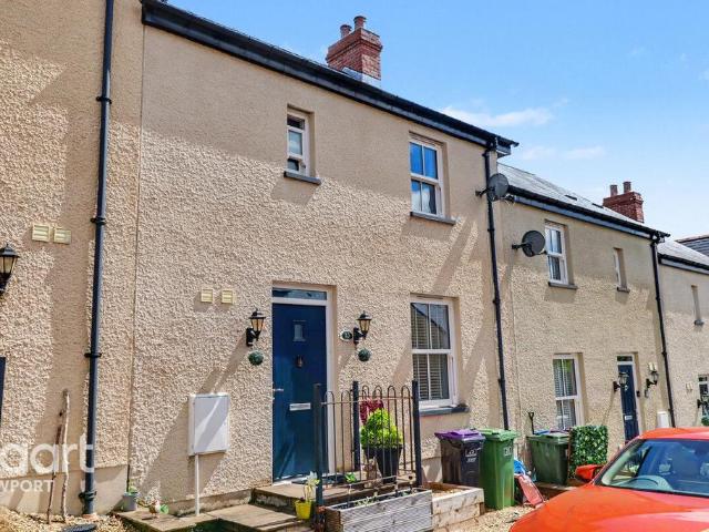 4 bedroom townhouse to rent