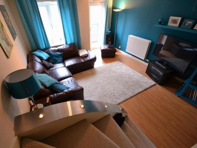 4 bedroom townhouse to rent