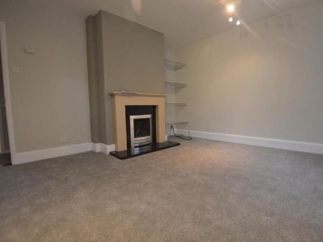4 bedroom townhouse to rent