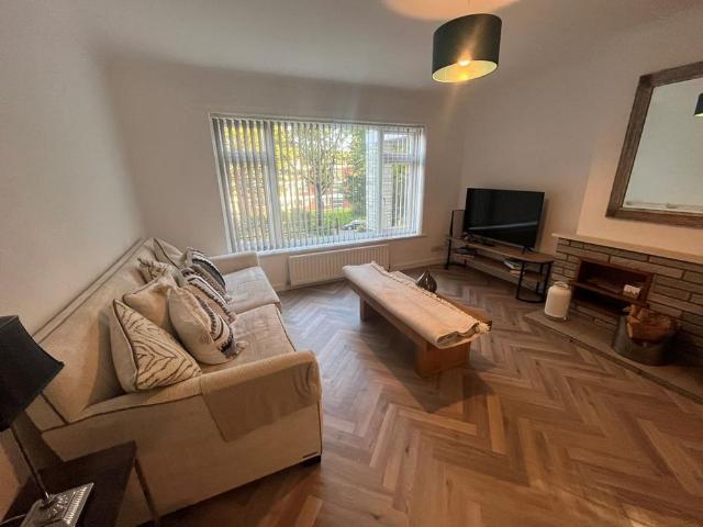 4 bedroom townhouse to rent