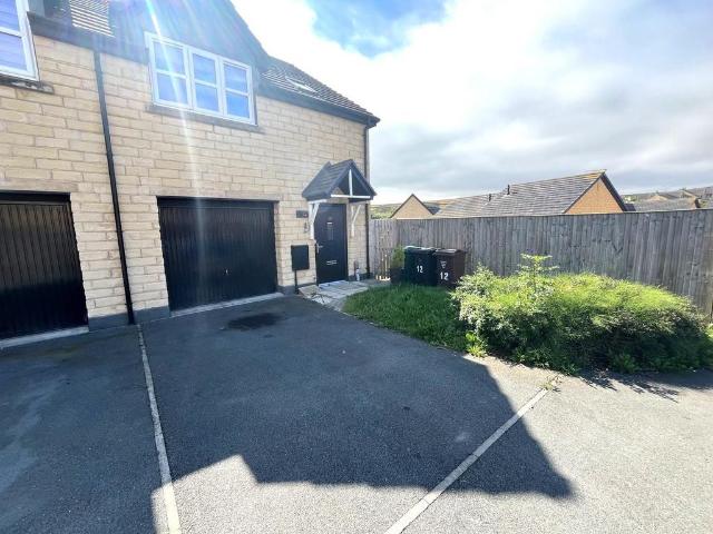 4 bedroom townhouse to rent