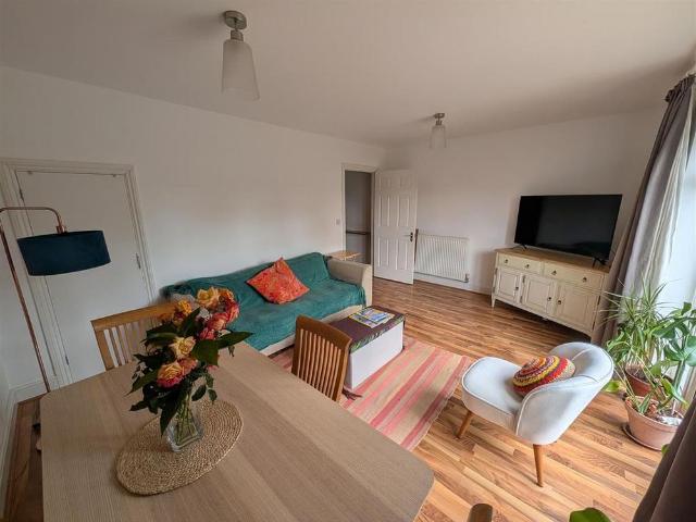 4 bedroom townhouse to rent