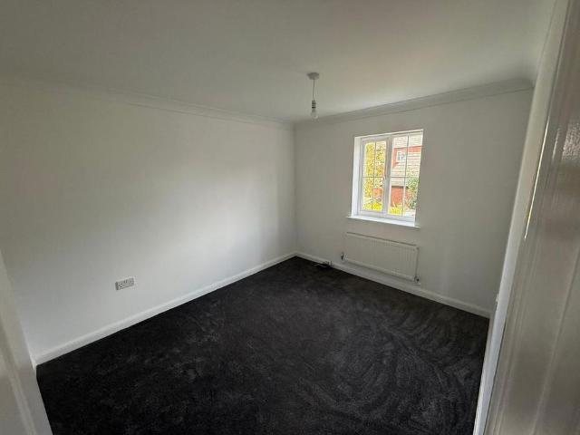 4 bedroom townhouse to rent