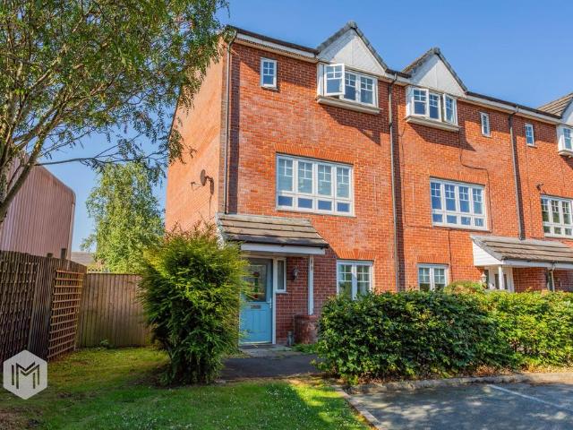 4 bedroom townhouse to rent