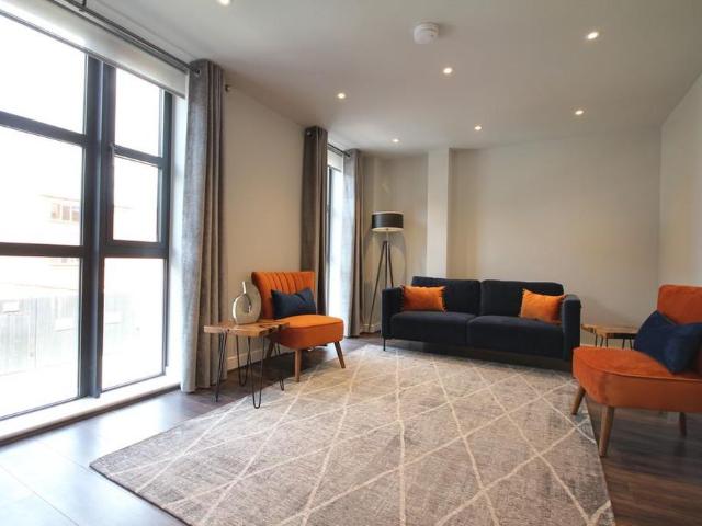 4 bedroom townhouse to rent