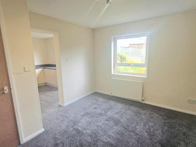 4 bedroom townhouse to rent