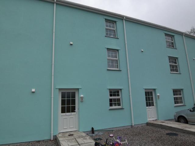 4 bedroom townhouse to rent